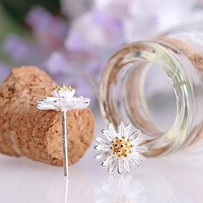 925 Silver Daisy Ear Stud Ear Nail Earring Jewelry on Luulla
