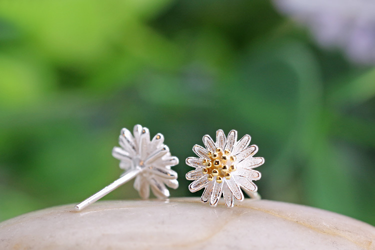 925 Silver Daisy Ear Stud Ear Nail Earring Jewelry on Luulla